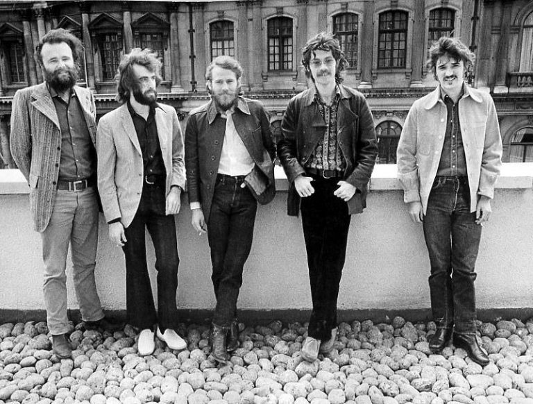 The 25 Greatest Rock Bands Of All Time Ranked the-25-greatest-rock-bands-of-all-time-ranked