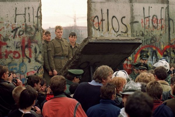 Cold War Photos That Will Never Let Us Forget